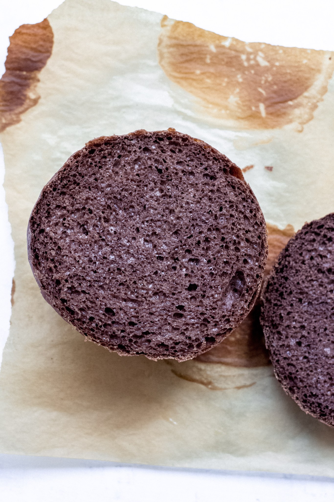 Soft cocoa burger buns – A MATTER OF NOURISHMENT